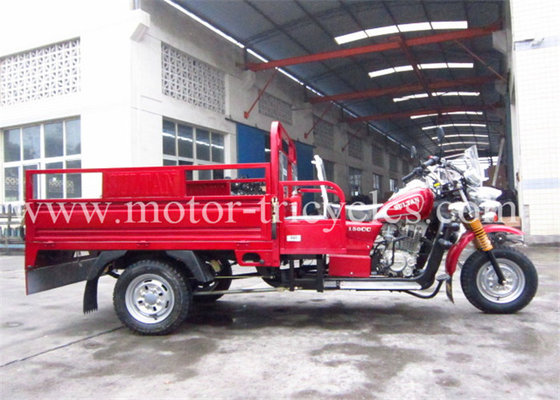 Closed Box 3 Wheels Passenger Trike Gas / Petrol Tricycle 3.5M Minimum Turning Diameter