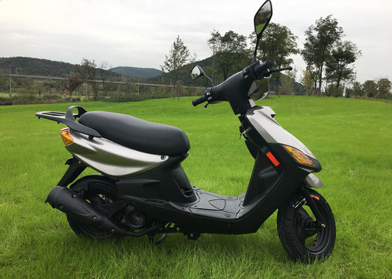 4.5L Fuel Tank Capacity 100CC / 125CC Motorcycles Scooters Seat height 690mm