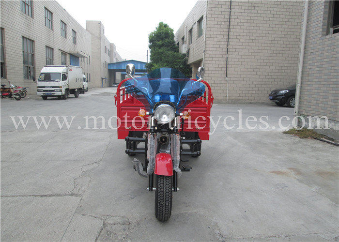 Special Headlight Cover Three Wheel Cargo Motorcycle , 200 CC Gasoline Tricycle
