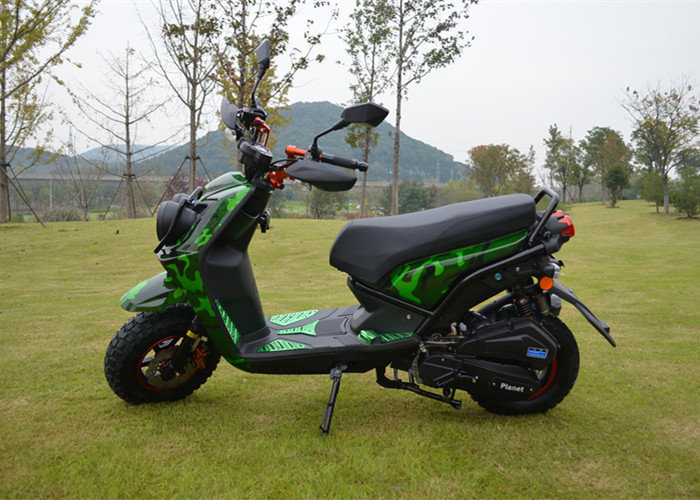 Single Muffler Air Cooled 175CC / 150CC Scooter With Tubeless Tire