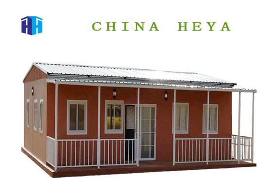 Long Service Life Pre Built Metal Homes , Steel Frame Small House Sandwich Panel Roof