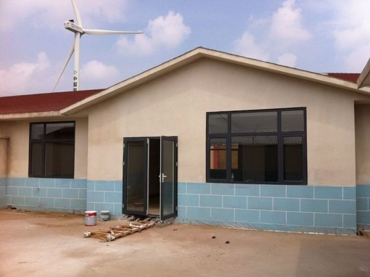 Flat Roof Floating Folding Prefab Shipping Container Homes PVC Sliding Window