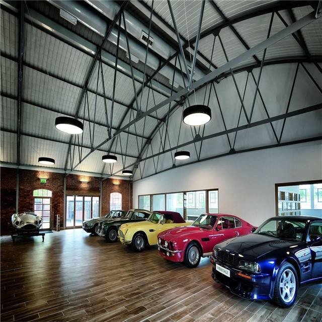 Modern Design Steel Structure Prefabricated Workshop Heya Int'L Car Showroom
