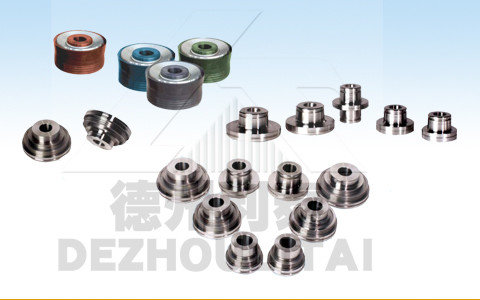 Mud pump piston and piston hubs