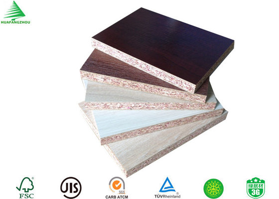 China supplier 4'X8' CARB P2 wood grain black melamine laminated faced chipboard for kitchen cabinet