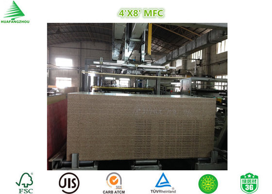 China supplier 4'X8' CARB P2 wood grain black melamine laminated faced chipboard for kitchen cabinet