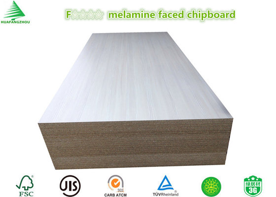 China supplier 4'X8' CARB P2 wood grain black melamine laminated faced chipboard for kitchen cabinet