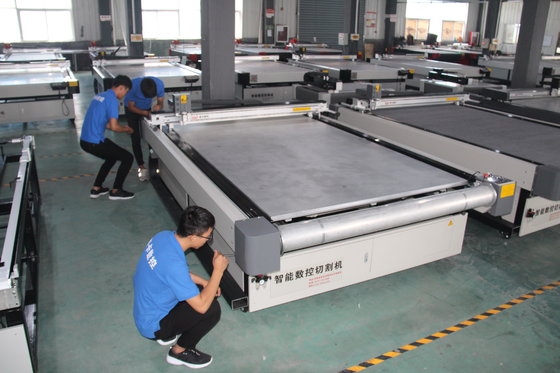 High Efficiency Vibration Cutting Machine acrylic cutting machine cutting many materials
