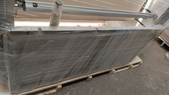 Oil heating roll heat transfer machine with automatic temperature control
