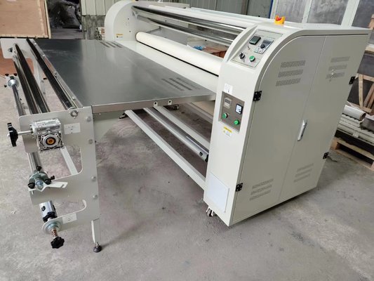 Direct Sales Heat Transfer Machine with Oil Heating Made in for Affordable for T-shirt clothing garment