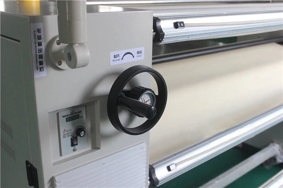 Large Format 1700mm Automatic Roll Oil Sublimation Transfer Machine Polyester Fabric Heat Press Machine