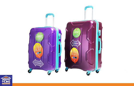 Hard Shell 4 Wheel Travel Luggage Cases , Custom Purple Lightweight Suitcases
