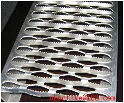 Diamond Safety Grating