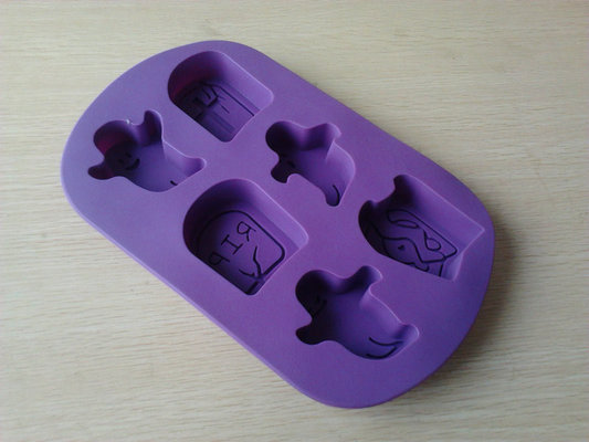 LFGB Purple 6 holes Non-toxic Durable Silicone Cake Mould for Halloween