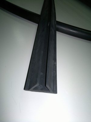 Black Elastic Rubber Cord Or Elastic Rubber Tubing Approved AS568 Standard With Diameter Size 1.5 to 35 mm.