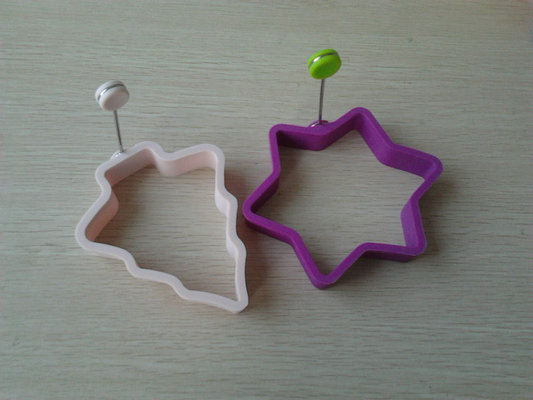White Purple Fried Silicone Egg Rings , Heatproof Non-stick Egg Frame