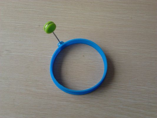 Custom Heatproof Non-stick Blue Round Silicone Egg Rings 2pcs / set