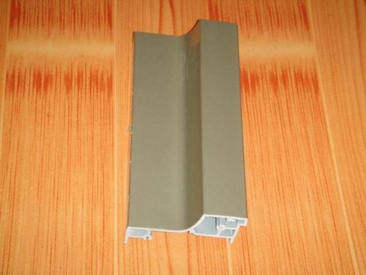 U shape Durable Smooth surface Plastic Extrusion Profiles made of PVC / PP / PE