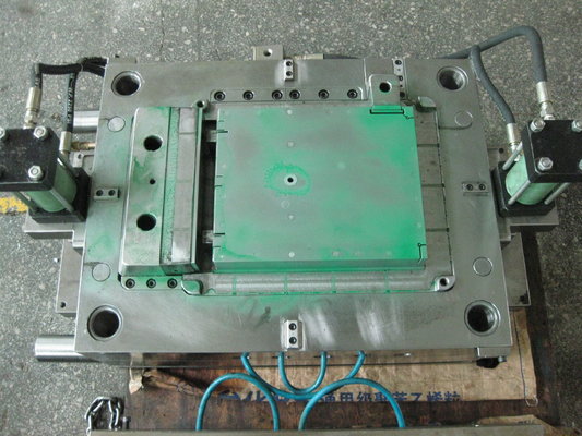 Hot Runner Rubber Injection Mold / Rubber PP ABS Custom Plastic Parts