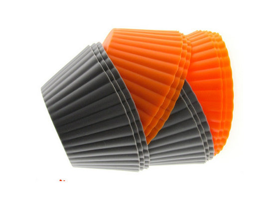 BPA free Round silicone cake molds set for Baking Cupcakes , silicone muffin mould