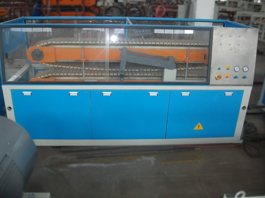 PVC profile plastic extrusion machine equipped with alternating current converter