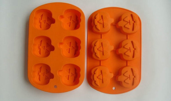 LFGB Purple 6 holes Non-toxic Durable Silicone Cake Mould for Halloween