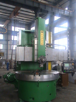 Single Column  Conventional Vertical Lathe Manual Roughing Lathing