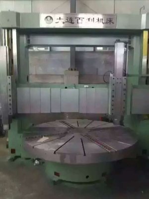 Economic Large Parts Swing Machine Lathe Light Weight Vertical Lathe CQ5240