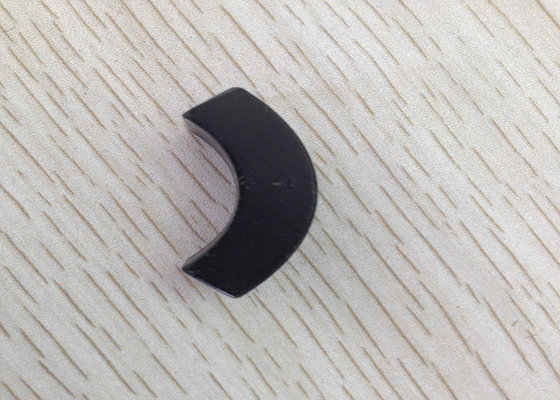 CJ207 Arc Segment Ferrite Ceramic Magnets For DC Motors / Rotor Motor