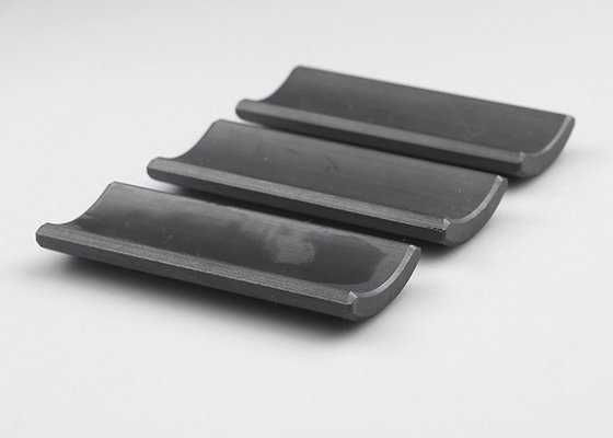 High Temp Segment Block Ferrite Magnet C5 / C7 / C8 Strong For Wind Energy