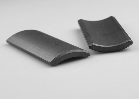 High Temp Segment Block Ferrite Magnet C5 / C7 / C8 Strong For Wind Energy