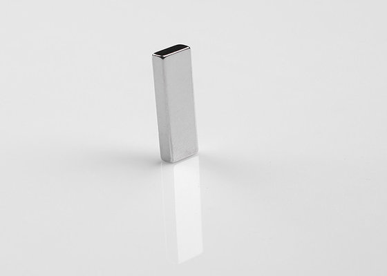 Motors Silver Super Strong Flat Block Neodymium Magnets With Iron / Boron