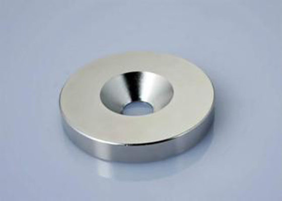 Imán avellanado flexible resistente del neodimio con alta remanencia