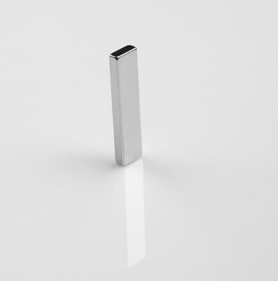 Strong Grade N52 Sintered Neodymium Magnets Personalized Shape For Speakers