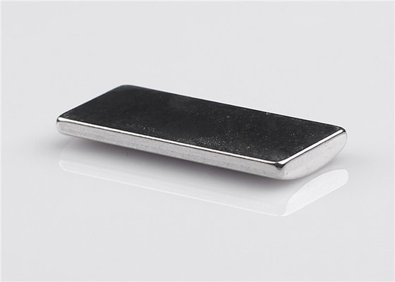 N52 Grade NdFeB Neodymium Segment Magnets With Customized Coating ISO9001