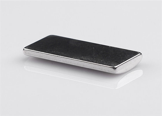N52 Grade NdFeB Neodymium Segment Magnets With Customized Coating ISO9001