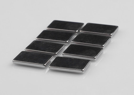customized small size neodymium magnet used in wiper with strong power