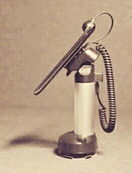 Secure Charging alarmed mobile display stand holder wholesell-1021st