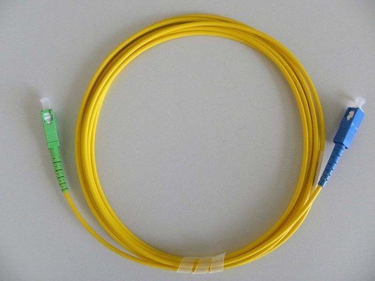 SC/UPC SX SM 0.9mm への黄色いポリ塩化ビニールの繊維光学パッチ ケーブル SC/APC