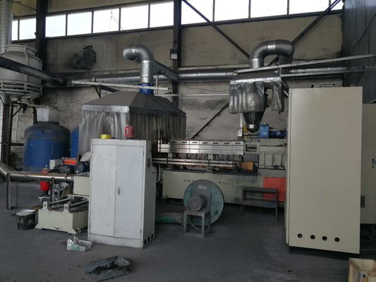 Carbon black master batch granulator