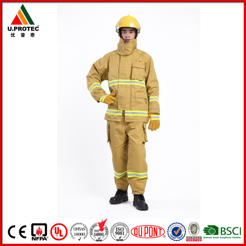 Heat Insulation Firefighter Uniform / Firefighting Fire Suit Antistatic and Waterproof