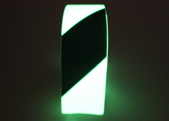 Strong Adhesion Glow In The Dark Non Slip Tape For Walkways Easy To Cut