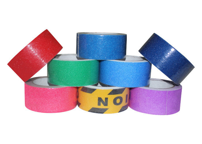 No Discoloration Self Adhesive Non Slip Tape With PVC Film And Quartz Sand