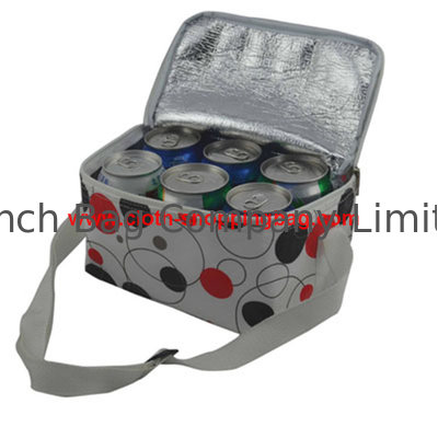 Convenient drinks pack lightweight built lunch bag keep drinks fresh
