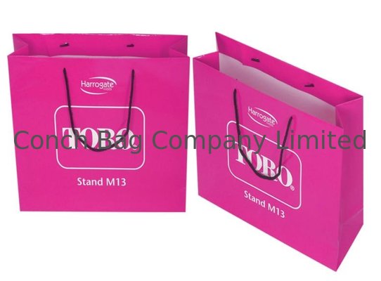 Laminated Gift Recycled Paper Bags with Crushing Surface , Red
