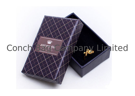 Rectangle printed ring Recycled Cardboard Gift Boxes , AI / PDF / CDR small box