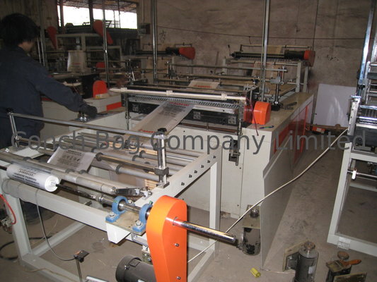 PE PP Carry Bag On Roll Making Machine , Plastic bag sealing machine