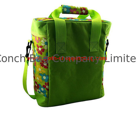 Eco friendly green insulated lunch bag for picnic , lunch shoulder bag