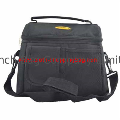 Black polyester washable built lunch shoulder bag for picnic