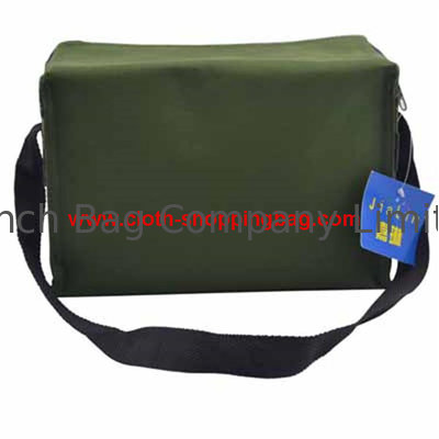 Dark green durable built cooler bag for man , insulated lunch bag